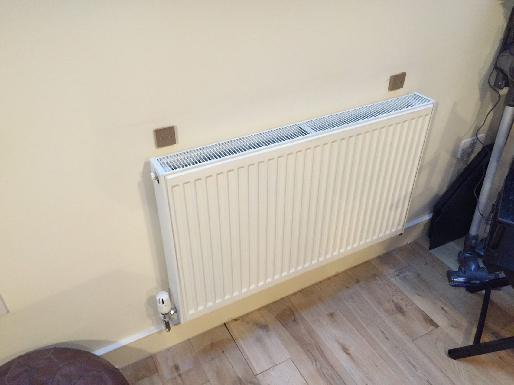 How to install Radflek radiator reflectors - TheEcoStore